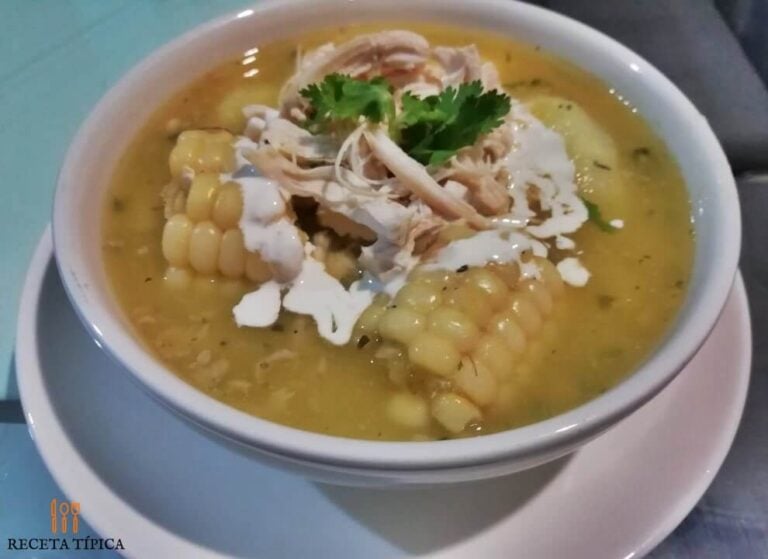 Cómo hacer ajiaco colombiano - Un plato delicioso