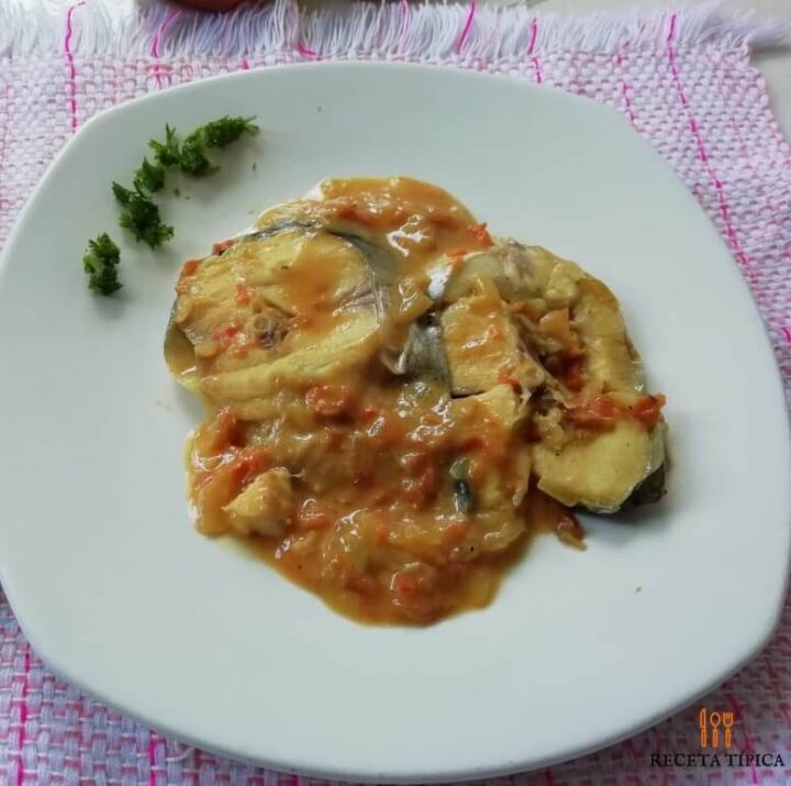 Cómo hacer Bagre en Salsa (Una receta deliciosa y muy fácil)